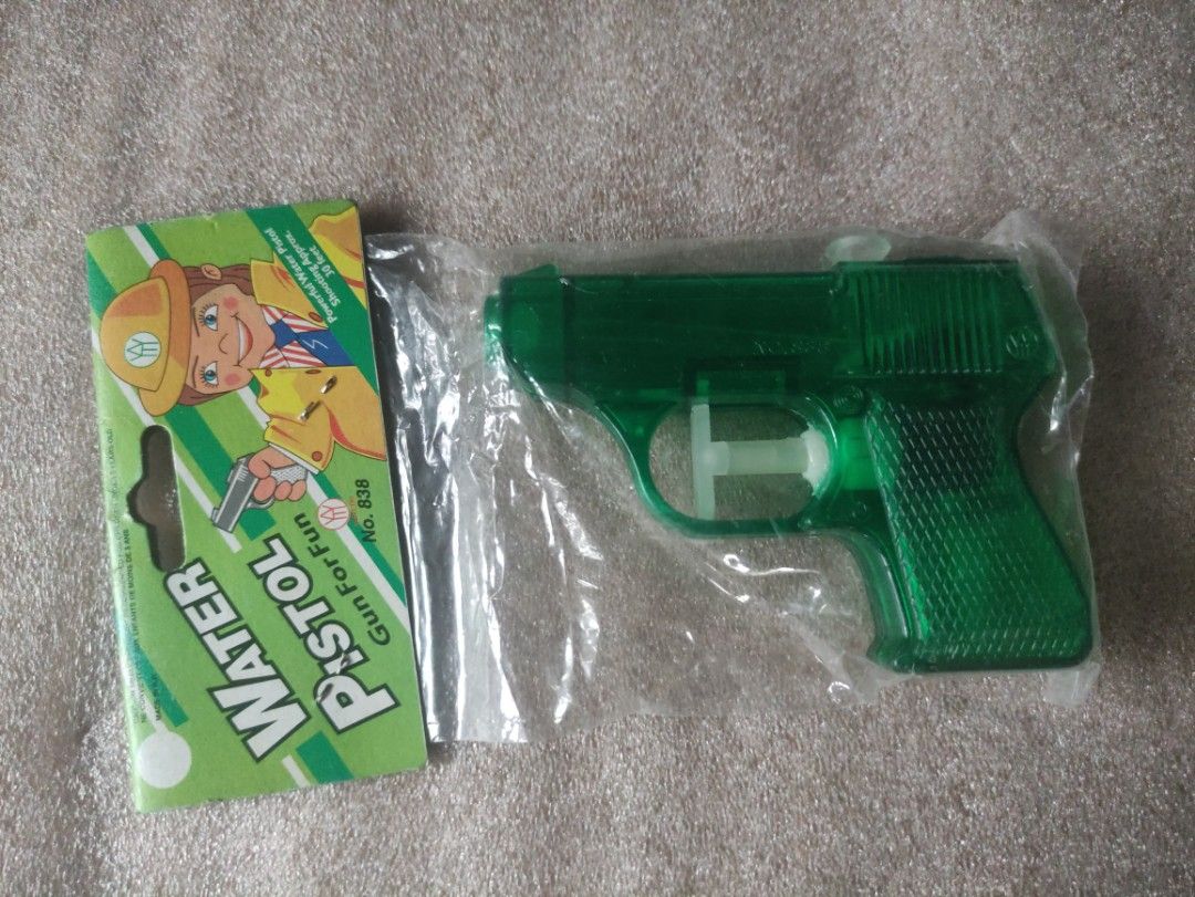 Vintage Mini Water Gun (Green), Hobbies & Toys, Toys & Games on Carousell