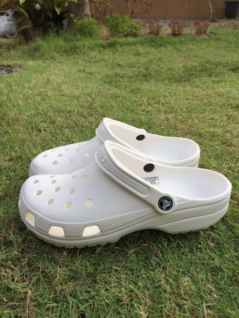 White Crocs, Men's Fashion, Footwear, Flipflops and Slides on Carousell
