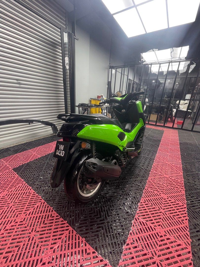 Yamaha nmax v1 2017, Motorbikes on Carousell