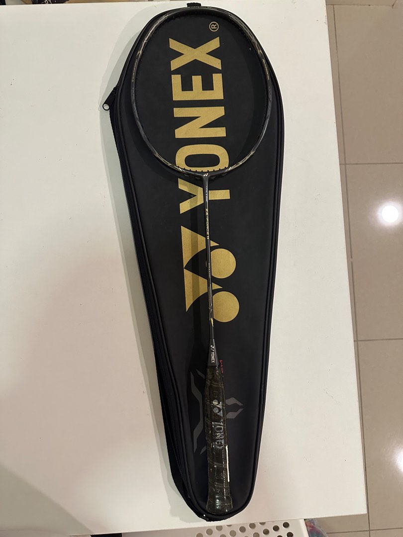 Yonex Voltric Z-Force II Black Gold, Sports Equipment, Sports & Games ...