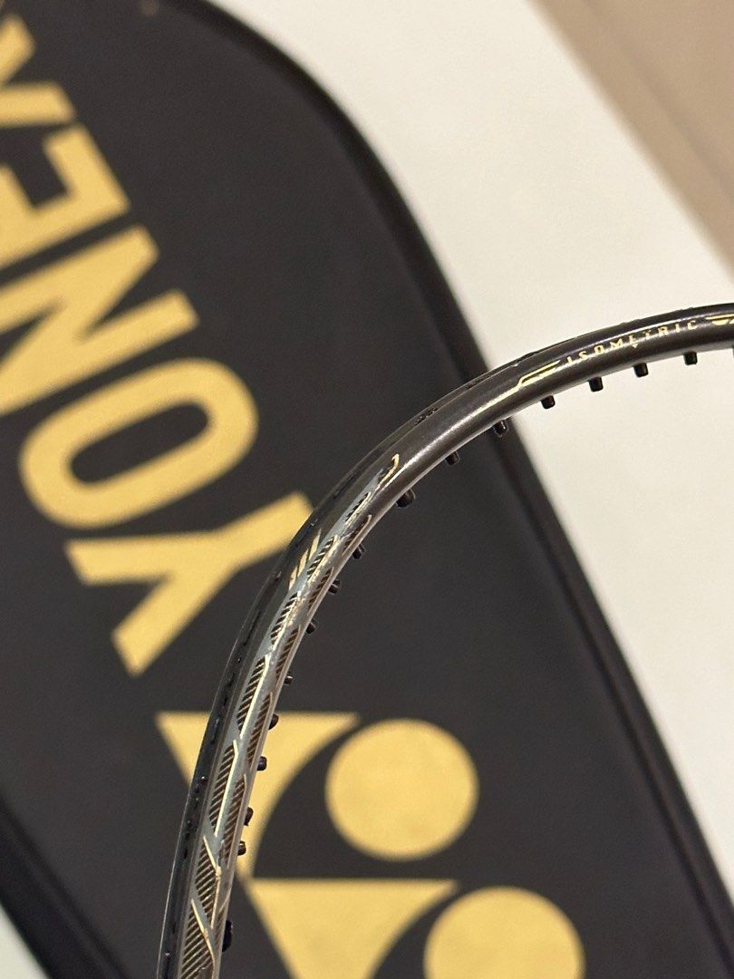 Yonex Voltric Z-Force II Black Gold, Sports Equipment, Sports & Games ...