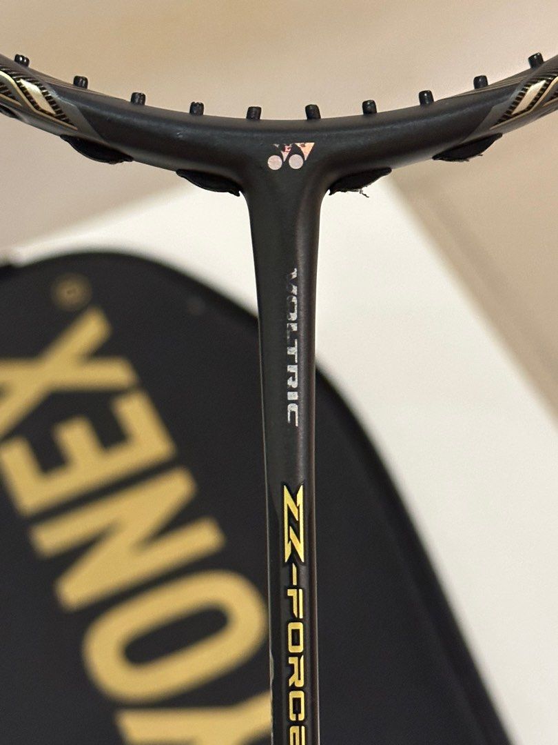 Yonex Voltric Z-Force II Black Gold, Sports Equipment, Sports & Games ...