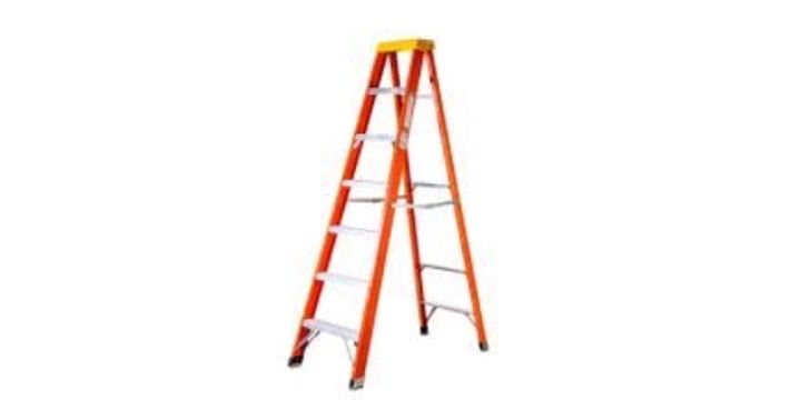 4 FEET Fibreglass step Ladders from Rigid USA. MODEL IS 76682 ...