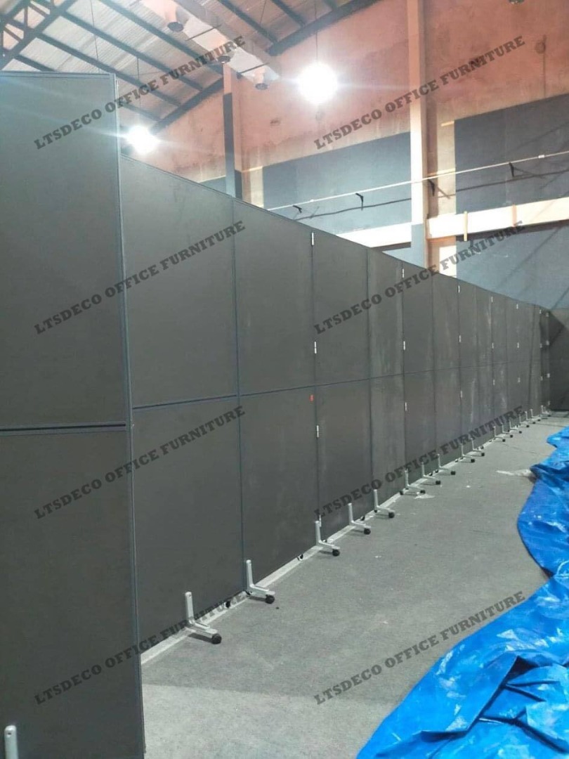 ACCORDION OFFICE PARTITION, Furniture & Home Living, Office Furniture & Fixtures on Carousell