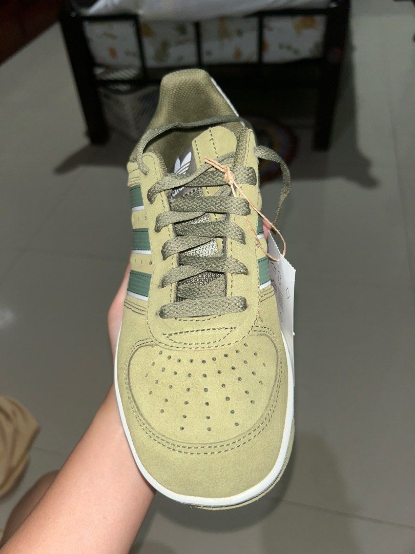 Adidas GS Court (Green), Women's Fashion, Footwear, Sneakers on Carousell