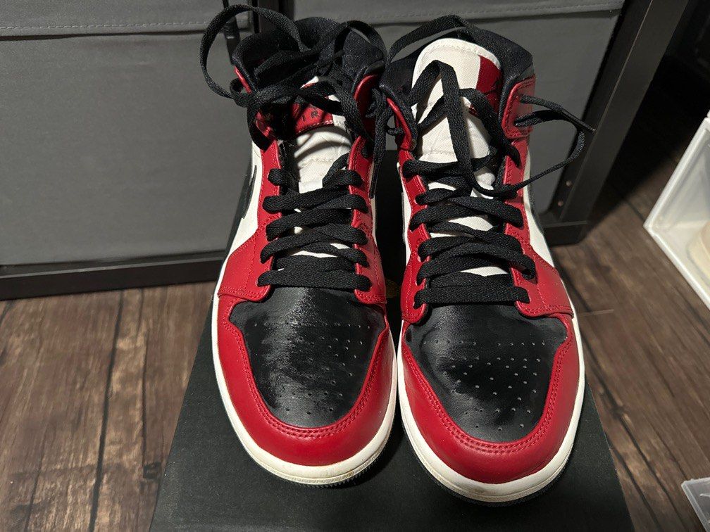 Air Jordan 1 Mid Chicago Black Toe, Men's Fashion, Footwear, Sneakers ...