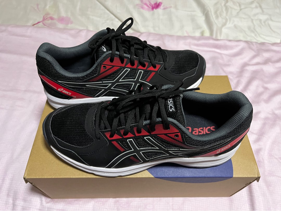 Asics Running Shoes, Men's Fashion, Footwear, Sneakers on Carousell