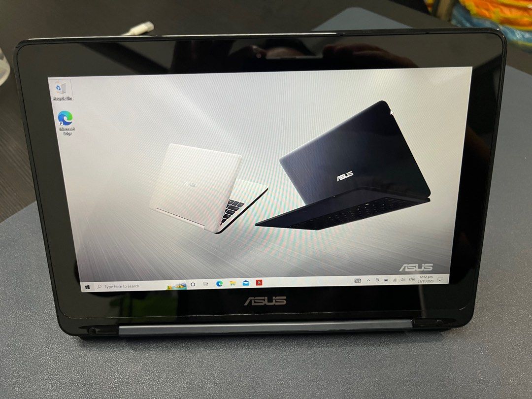 Asus E205SA laptop tablet 2 in 1, Computers & Tech, Laptops & Notebooks ...