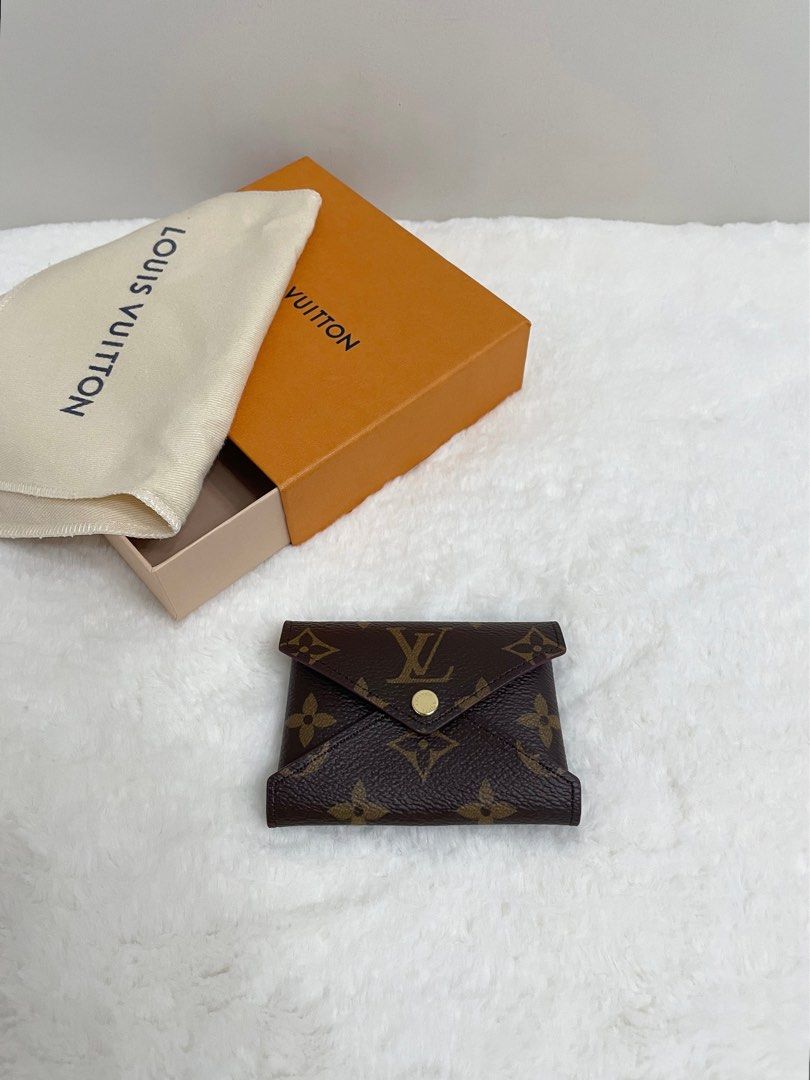 Authentic Kirigami Small, Luxury, Bags & Wallets on Carousell