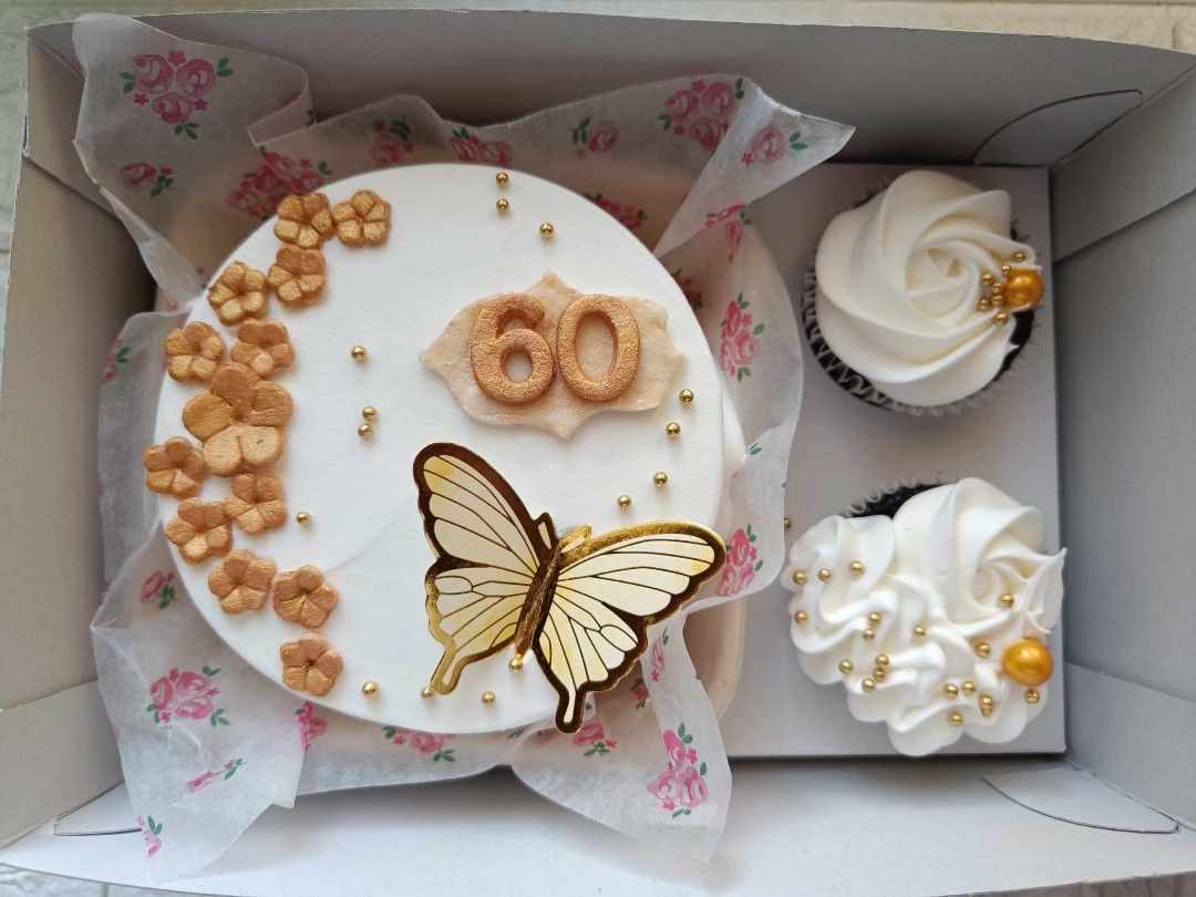 Bento Cake Combo, Food & Drinks, Homemade Bakes on Carousell