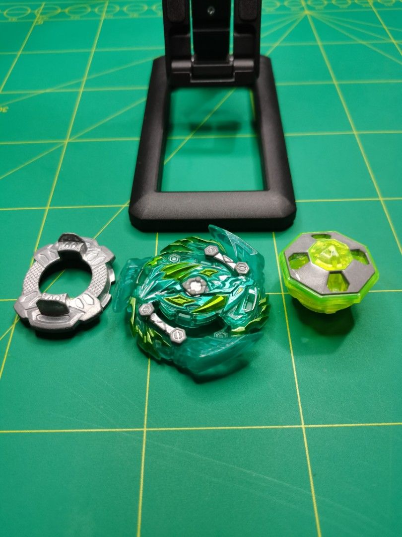 Beyblade Slash Dragon, Hobbies & Toys, Toys & Games on Carousell