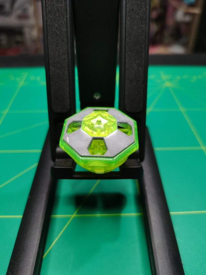 Beyblade Slash Dragon, Hobbies & Toys, Toys & Games on Carousell