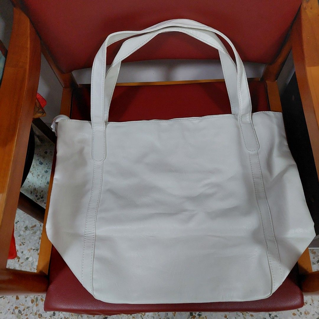 Brand New White Tot Bag, Women's Fashion, Bags & Wallets, Tote Bags on ...
