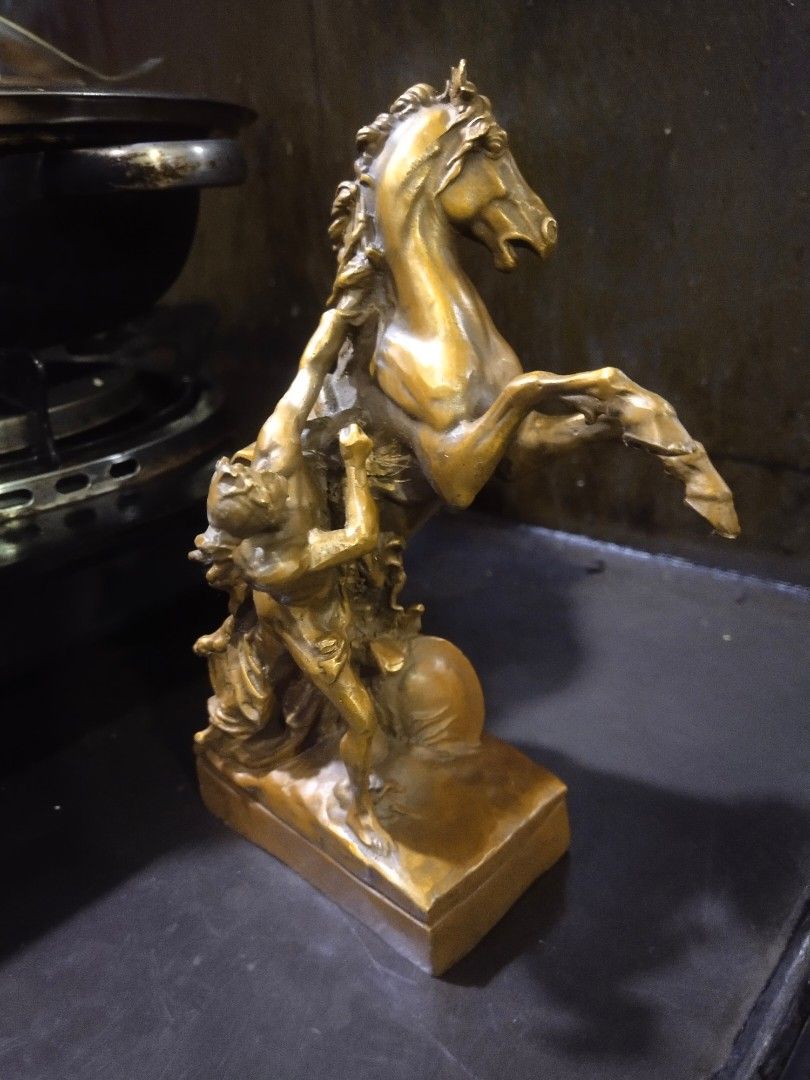 Brass victory horse statue display, Hobbies & Toys, Memorabilia ...