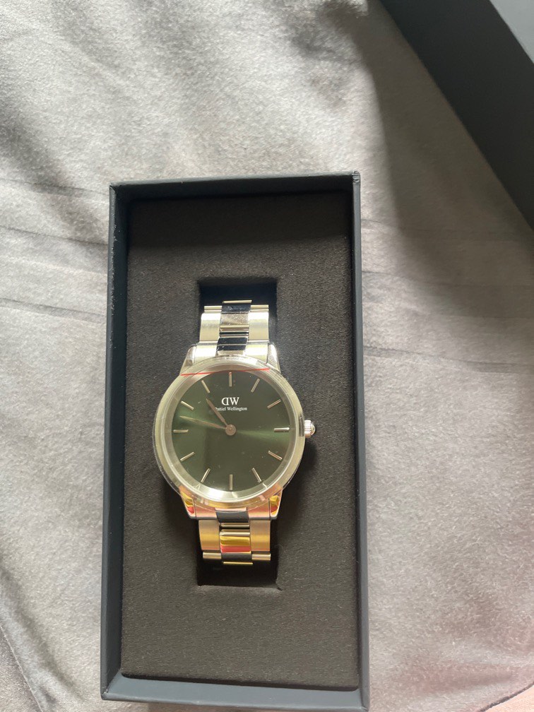 DW Iconic Emerald Watch, Luxury, Watches on Carousell