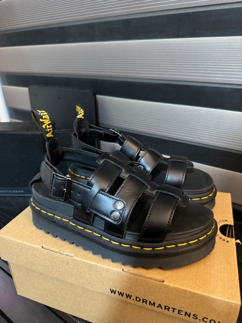 Dr Martens Terry Sandals, Women's Fashion, Footwear, Sandals on Carousell