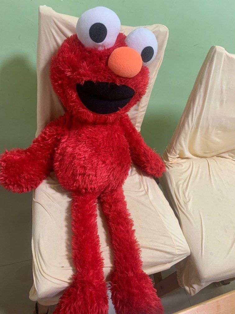 Elmo Soft Plush Toy, Hobbies & Toys, Toys & Games on Carousell