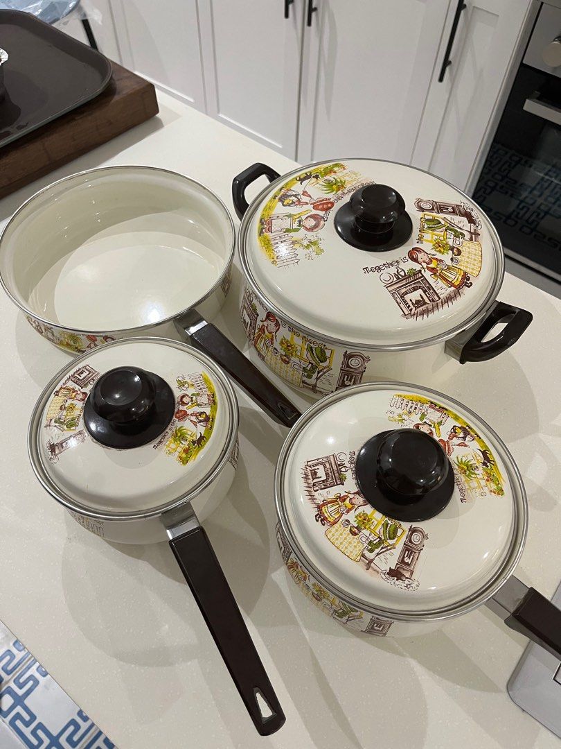 Enamel cookware set, Furniture & Home Living, Kitchenware & Tableware, Cookware & Accessories on ...