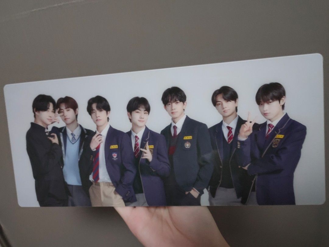 enhypen enniversary photo frame, Hobbies & Toys, Memorabilia ...