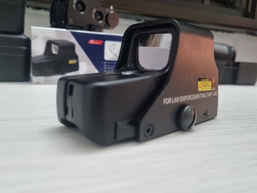 EOTech 551 Holographic Sight, Hobbies & Toys, Toys & Games on Carousell