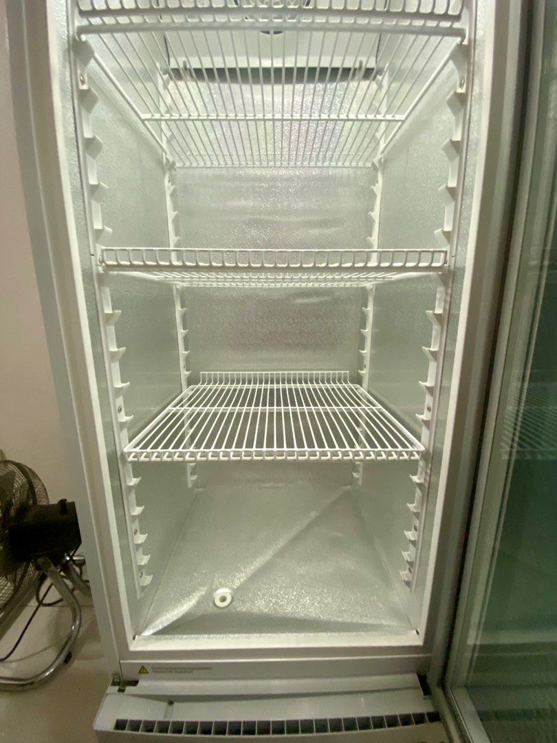 Fujidenzo 10 cu. ft Upright Chiller, SU-90A, TV & Home Appliances ...