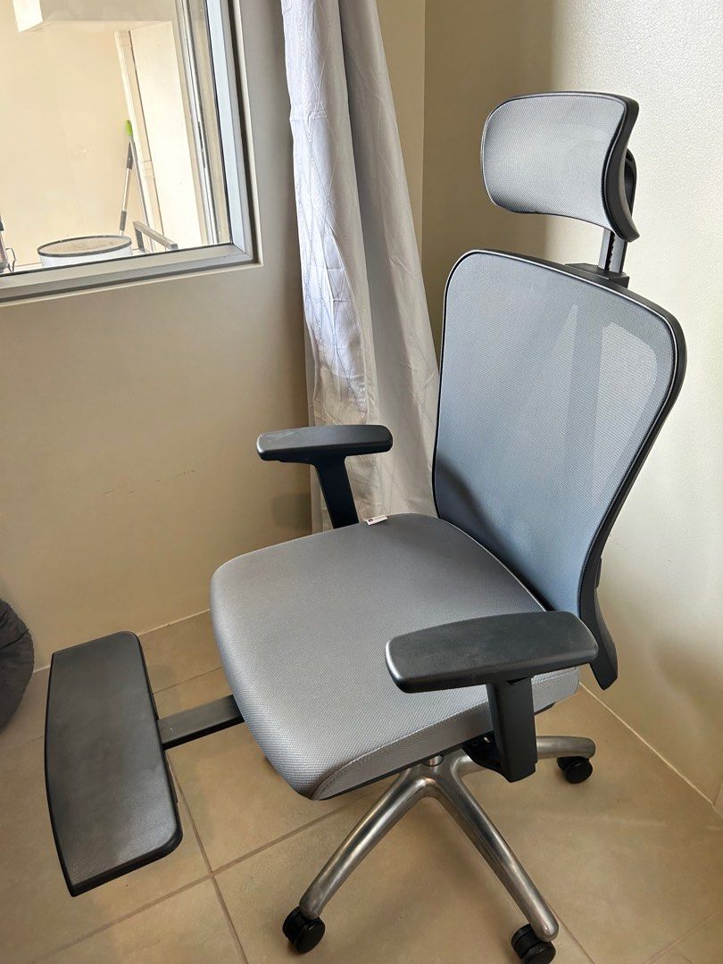 Furnitura Ergonomic Chair, Furniture & Home Living, Office Furniture & Fixtures on Carousell