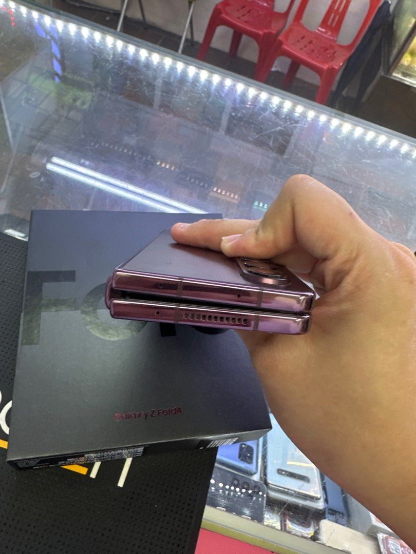 Galaxy Z Fold 4 Burgundy 256GB, Mobile Phones & Gadgets, Mobile Phones ...