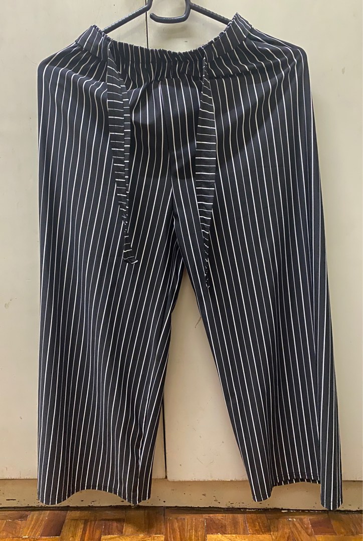 Garterized black striped pants with removable belt, Women's Fashion ...