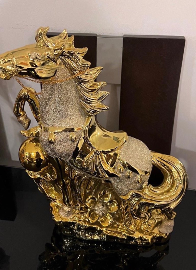 Golden Decor, Furniture & Home Living, Home Decor, Other Home Decor on ...