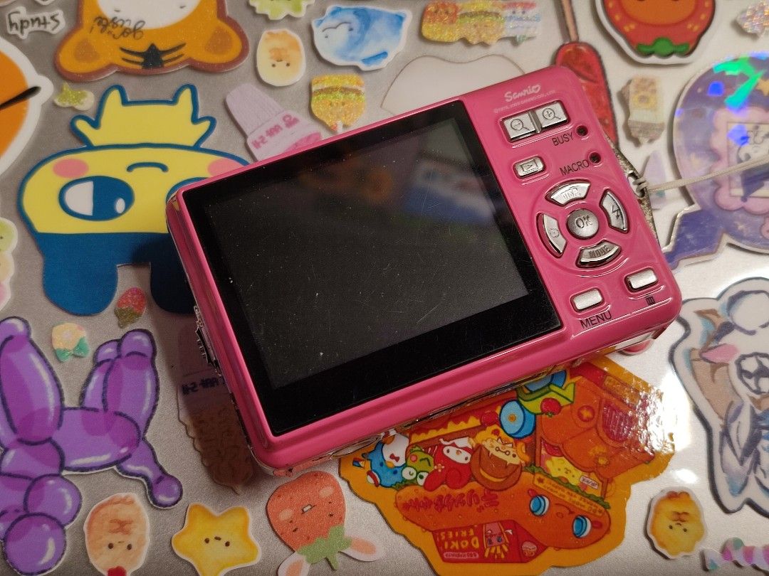 Hello Kitty Sanrio Digital Camera, Photography, Cameras on Carousell