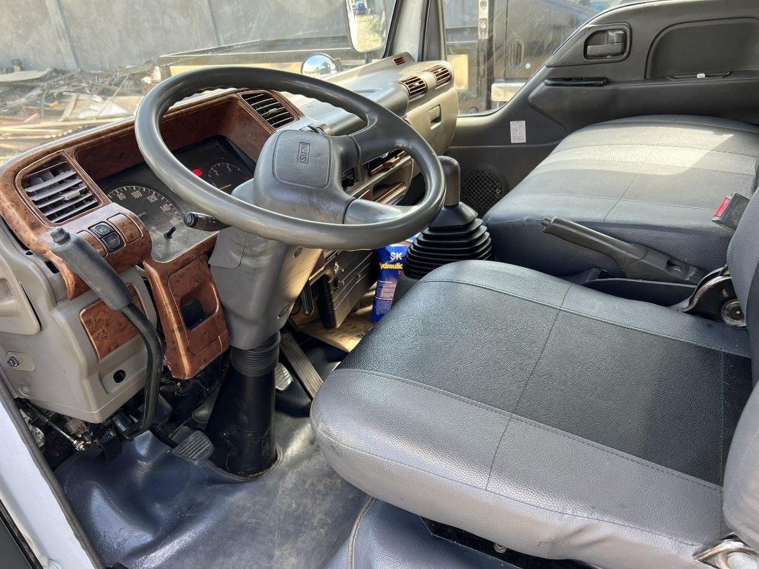 Isuzu elf Minidump 4HF1 Engine in-line, Special Vehicles, Heavy ...