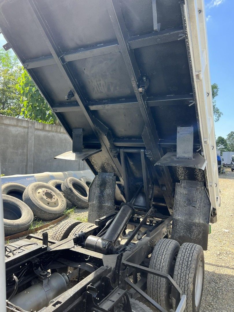 Isuzu elf Minidump 4HF1 Engine in-line, Special Vehicles, Heavy ...