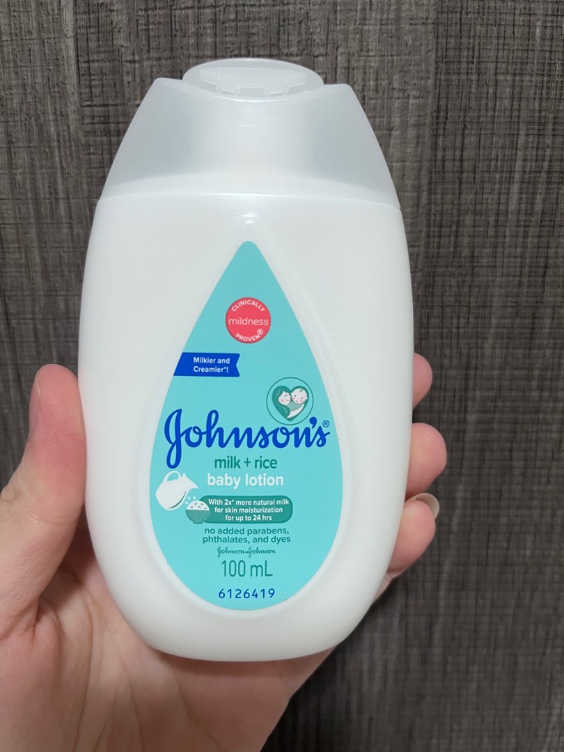 Johnson's Baby Lotion 100ml (Hydrate skin and lock in moisture), Babies ...