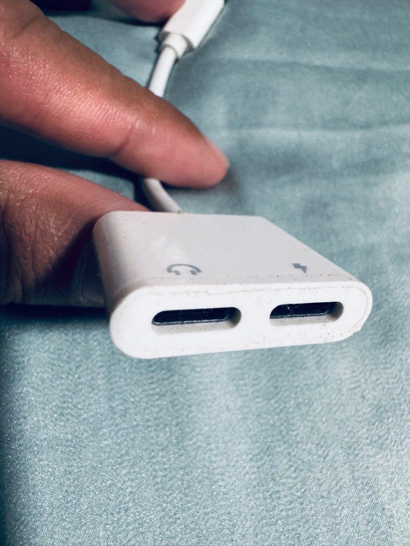 Lightning cable split connector for lightning cable insert, Computers ...