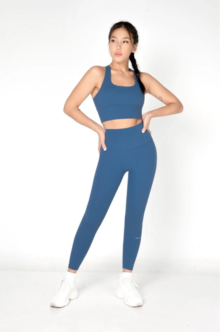 Livlola Solstice Set Skydiver, Women's Fashion, Activewear on Carousell
