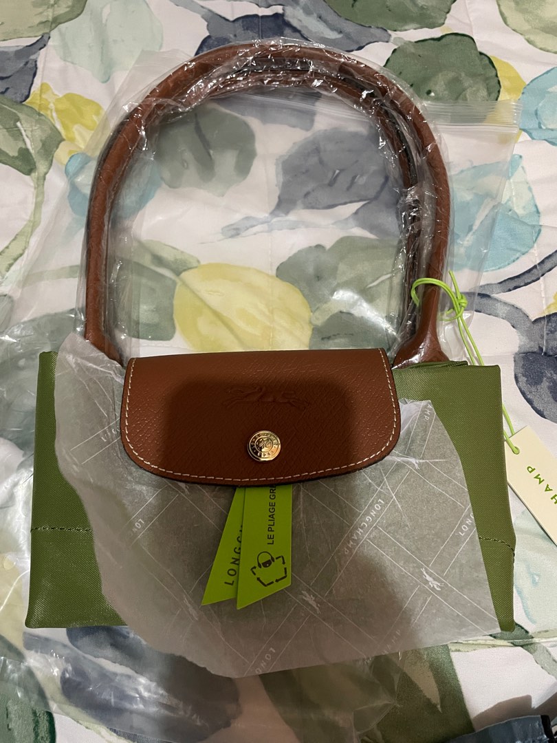 Longchamp small long handle le pliage, Luxury, Bags & Wallets on Carousell