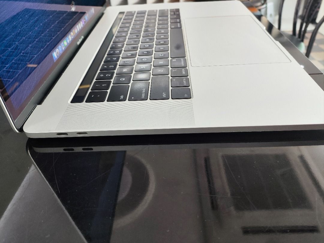 MacBook Pro 8-Core i9 2.4GHZ 32GB RAM/512GB 2019 15.6", Computers ...