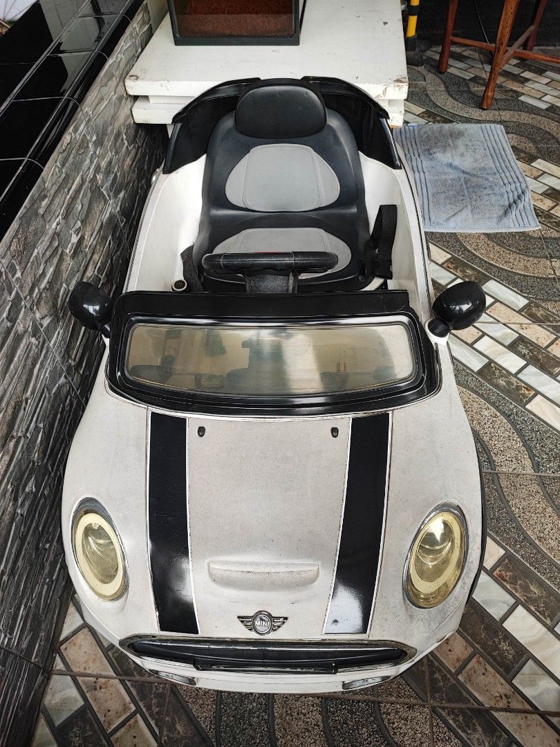 Mobil anak mini cooper, Bayi & Anak, Mainan & Baby Walker di Carousell