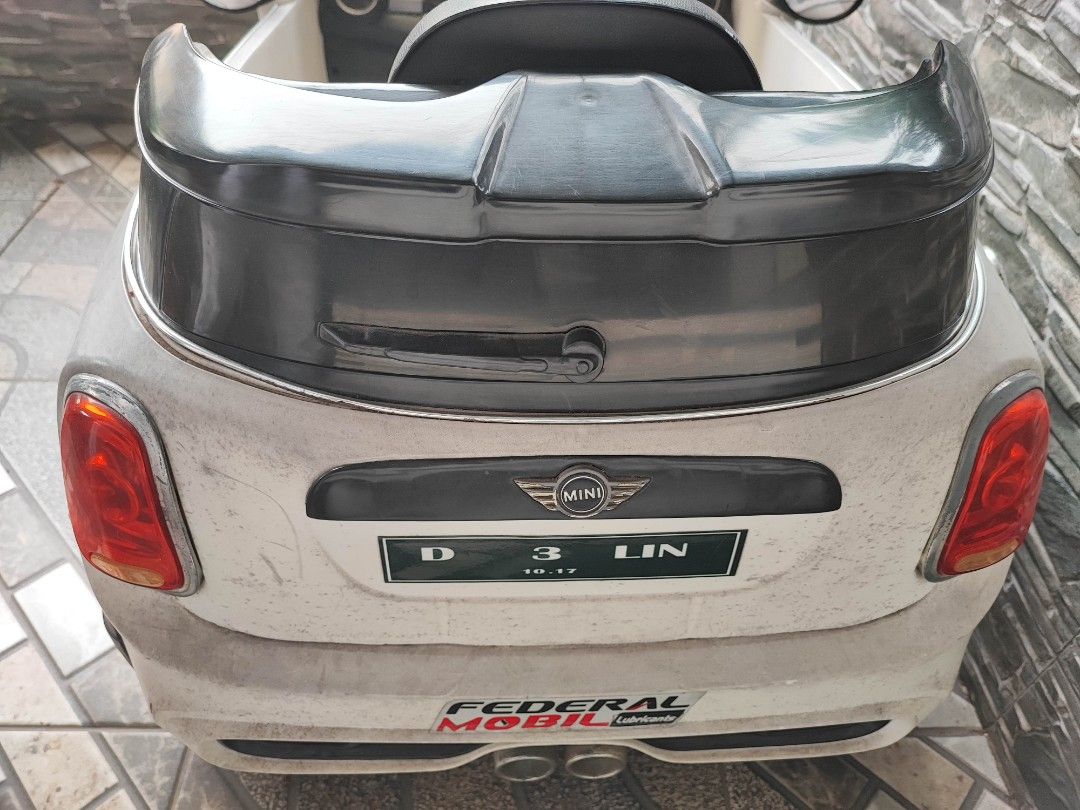 Mobil anak mini cooper, Bayi & Anak, Mainan & Baby Walker di Carousell