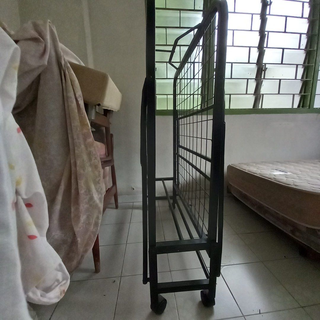 Moveable Bed Frame, Furniture & Home Living, Furniture, Bed Frames ...