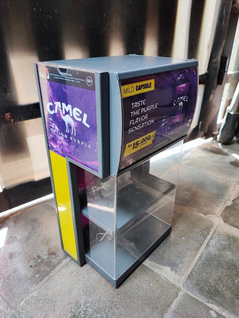 Neon Box Display Original Etalase Rokoq Camel, Antik, Pajangan di Carousell