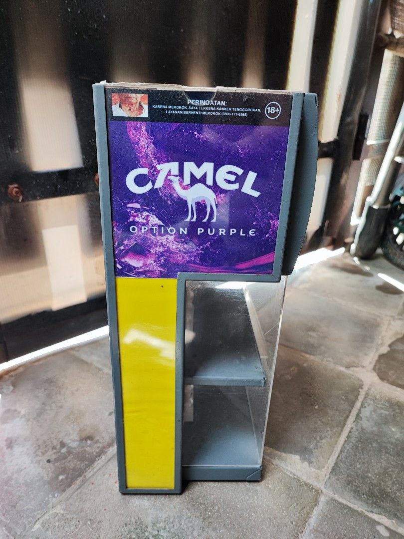 Neon Box Display Original Etalase Rokoq Camel, Antik, Pajangan di Carousell
