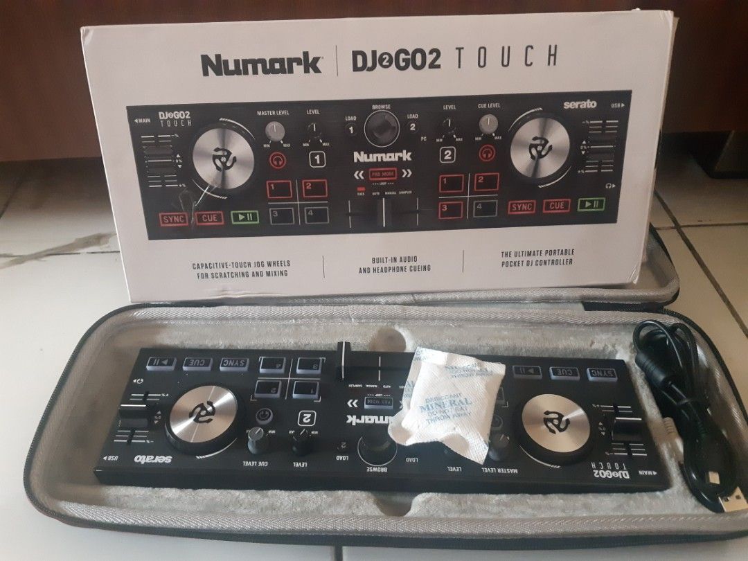 Numark 2go2 touchdj controller, Elektronik, Lainnya di Carousell