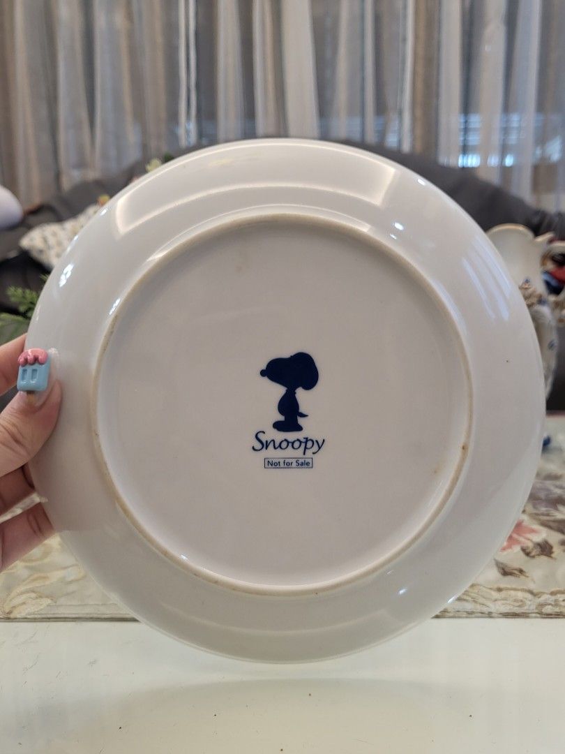 Peanuts Snoopy & Woodstock Plate, Furniture & Home Living, Kitchenware ...