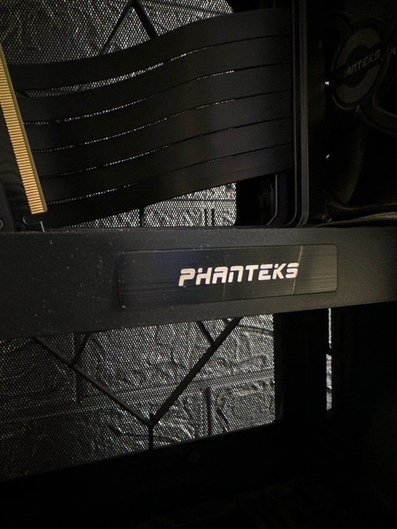 Phanteks Evolv Shift (with Mesh & Tempered Glass Panels), Computers & Tech, Parts & Accessories ...