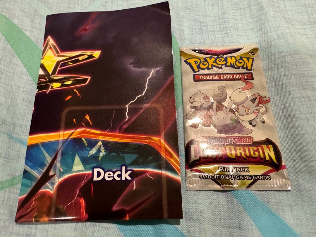 Pokemon Trading Card 3-card Fun Pack Lost Origin, Hobbies & Toys, Toys ...