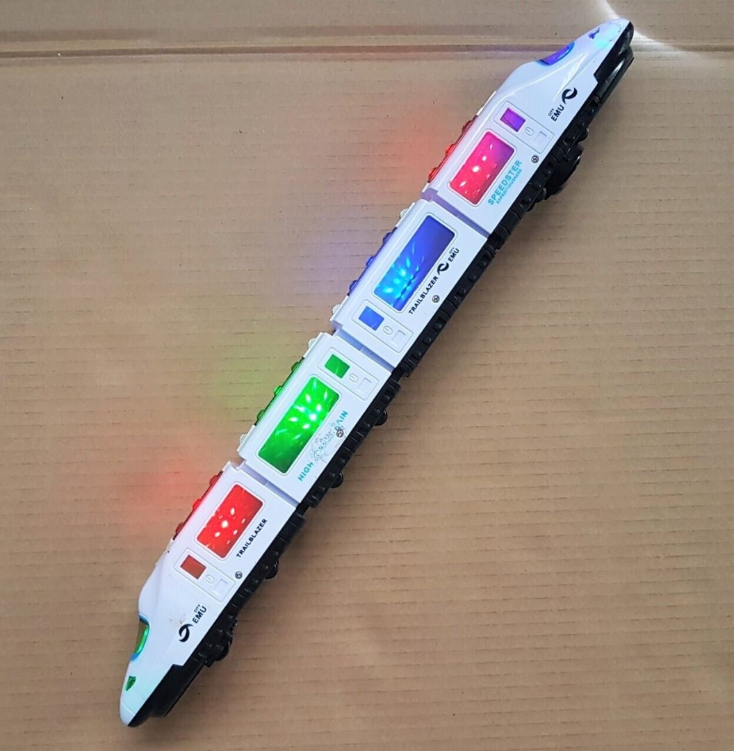 Rare Collectibles, 20.5 inches long 4 Carriages Train Display, MRT ...