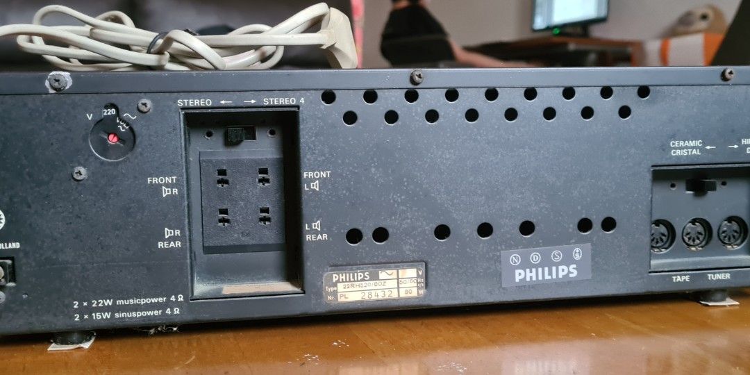 Selling Philips 520 amplifier, Audio, Soundbars, Speakers & Amplifiers ...