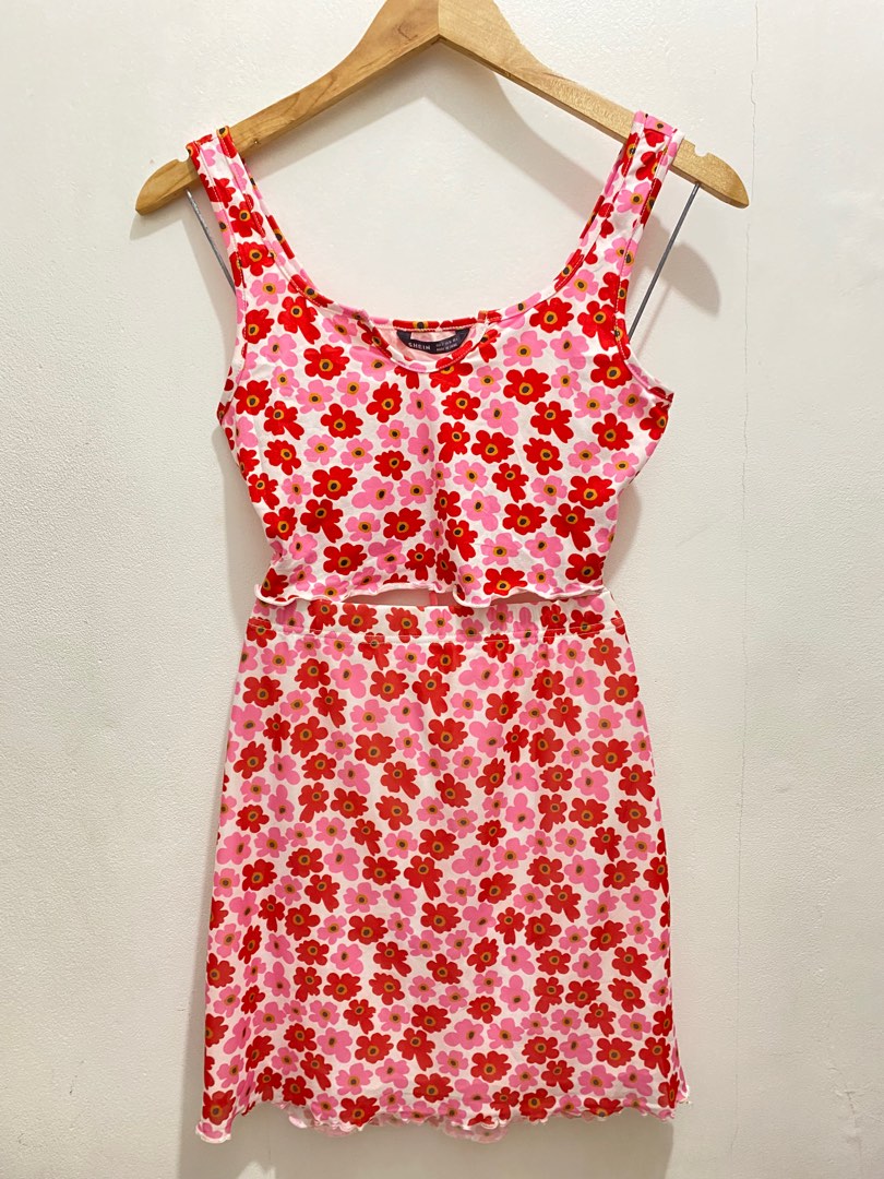 SHEIN Red Flower Sexy Coords (Small-Medium), Women's Fashion, Dresses ...