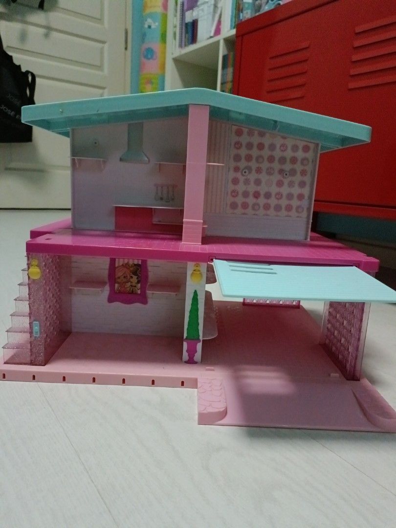 Shopkins mansion house, Hobbies & Toys, Toys & Games on Carousell